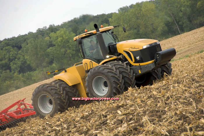 tractors: Caterpillar
