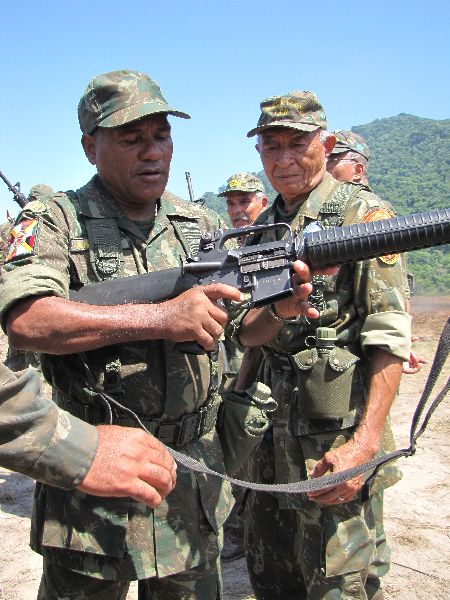 AVCFN - Associação de Veteranos do Corpo de Fuzileiros Navais ...