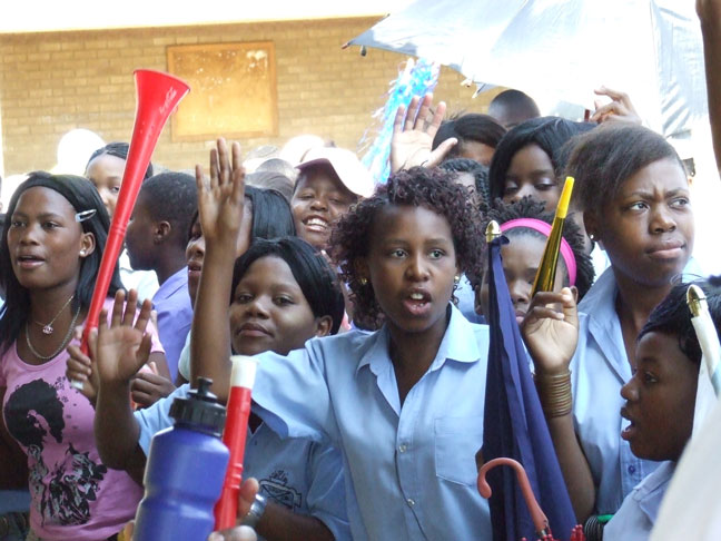 Intune Communications and Entertainment: Street Parade for Jet Nteo ...