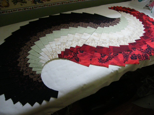 Quilt, Knit, Run, Sew: Spicy Spiral Table Runner - Part II