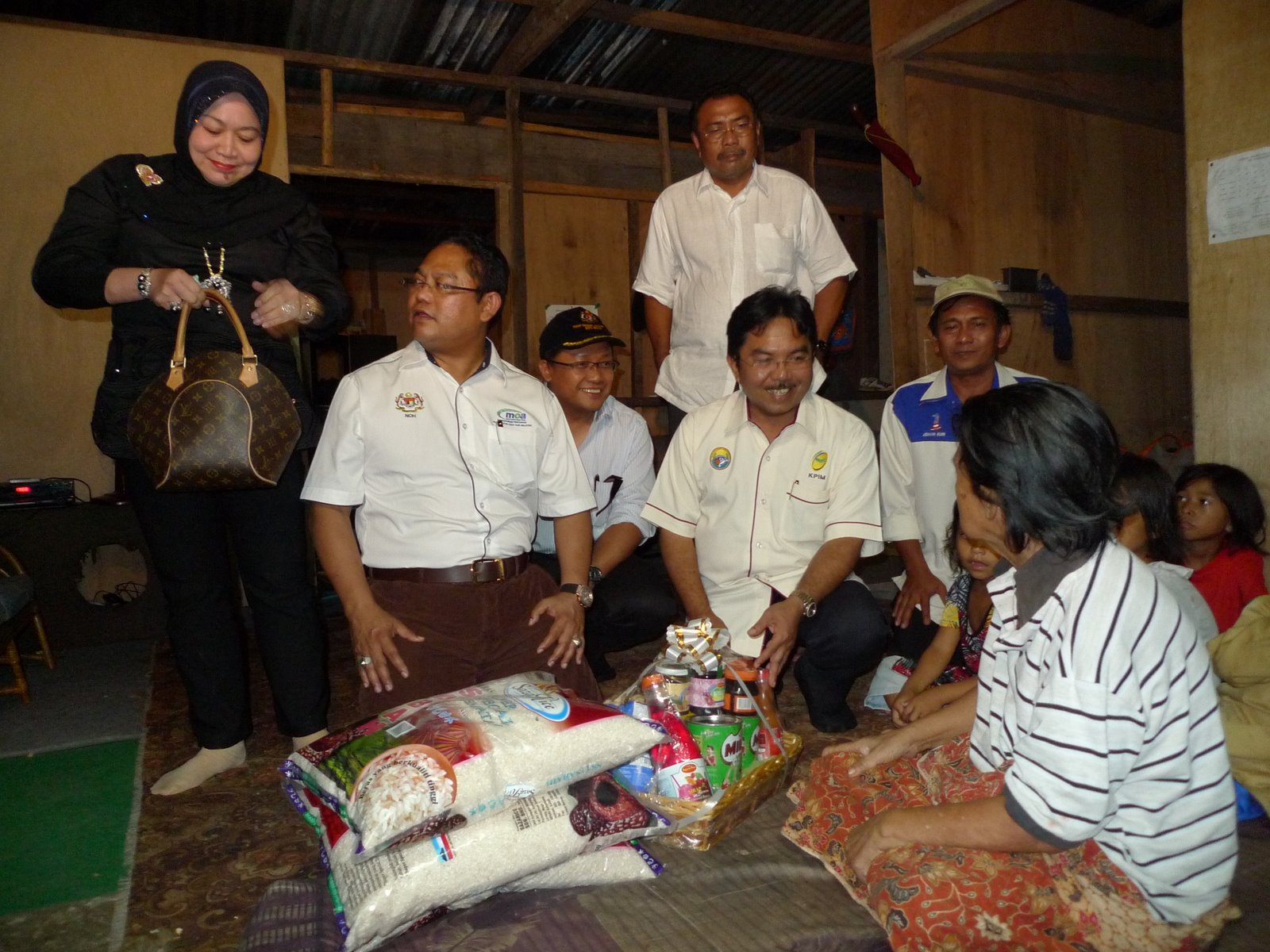 ADUN N6 TEMPASUK KOTA BELUD SABAH: LAWATAN Y.B DATUK SERI NOH OMAR KE ...