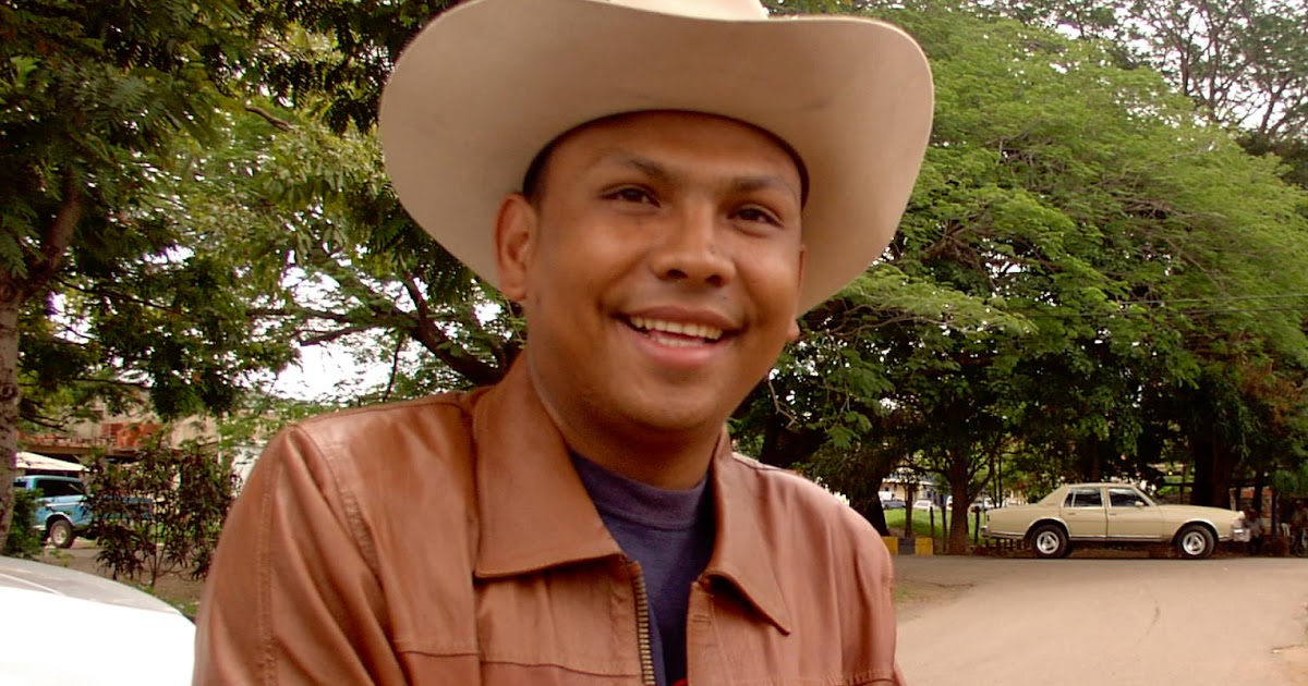 Omar Labrador's Instagram, Twitter & Facebook on IDCrawl