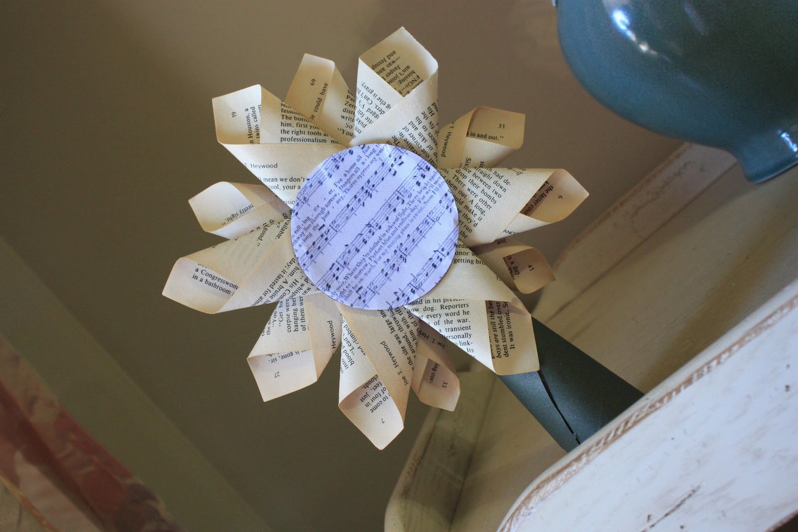 Homestead: Sheet Music and Book Page Tree Topper