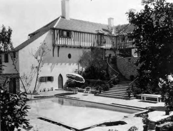 And...scene!: Fredric March California Home