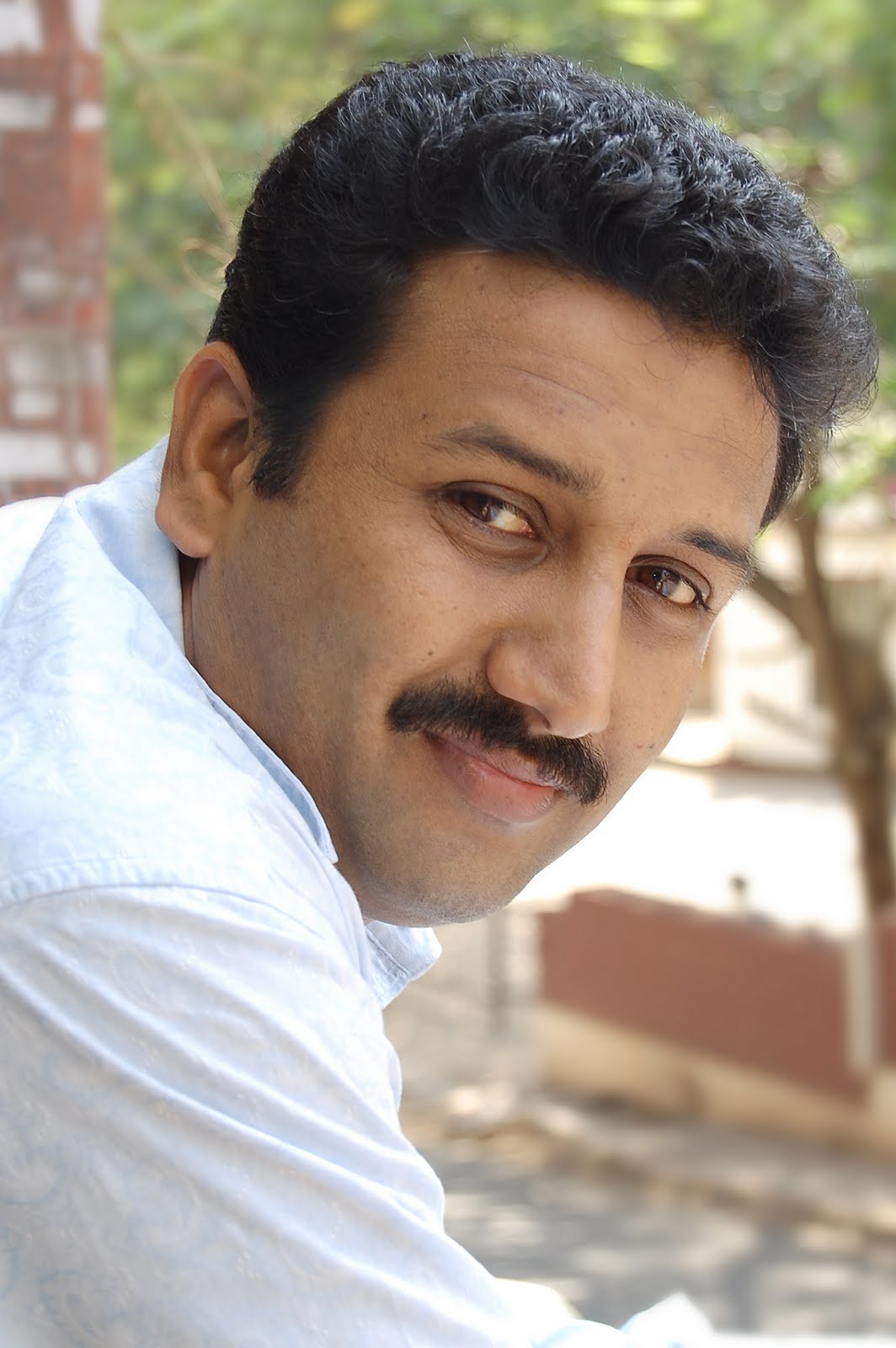 Nikhil Shanbhag's Instagram, Twitter & Facebook on IDCrawl