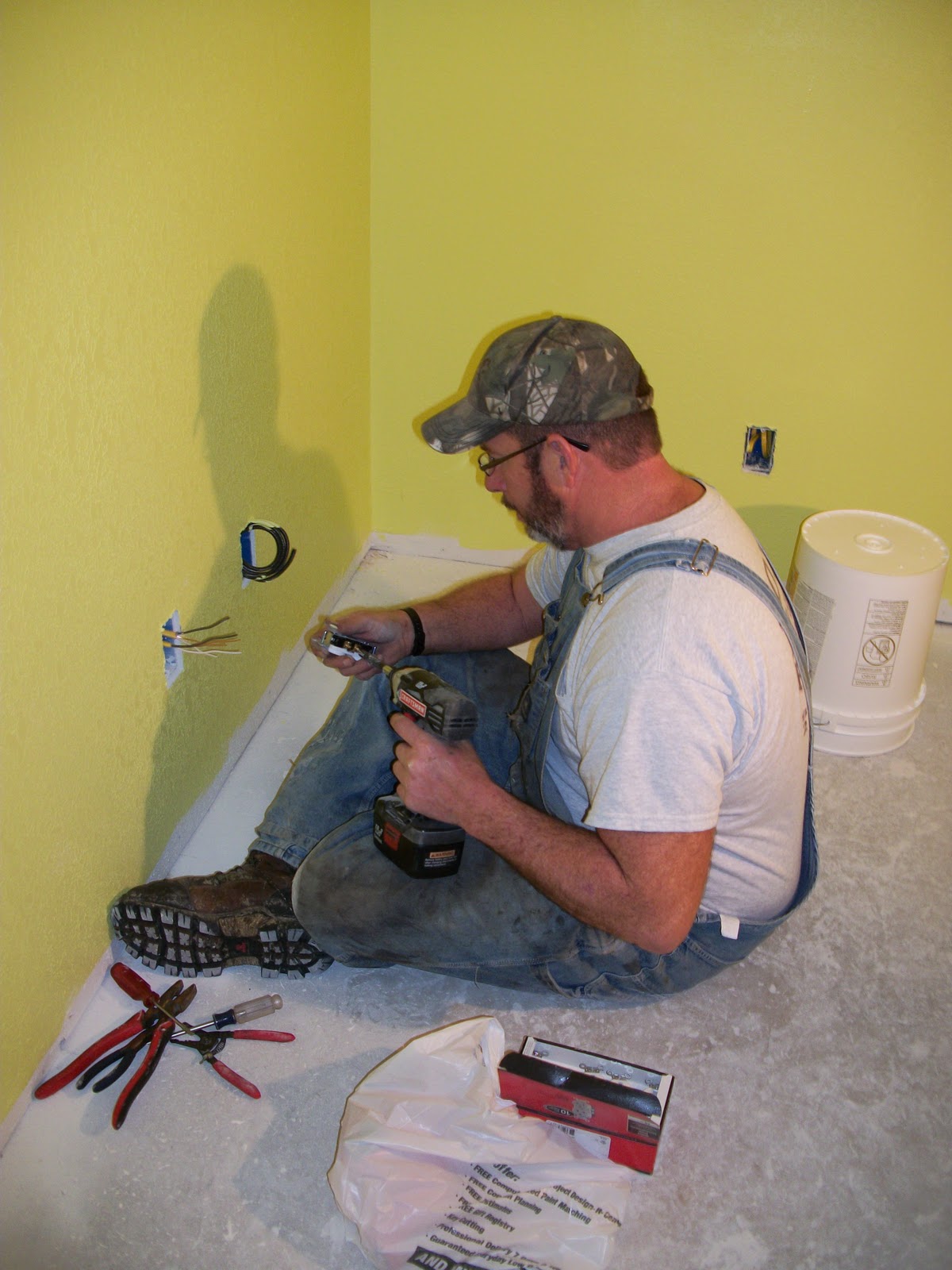 The House That Jade Built: Slinging Paint