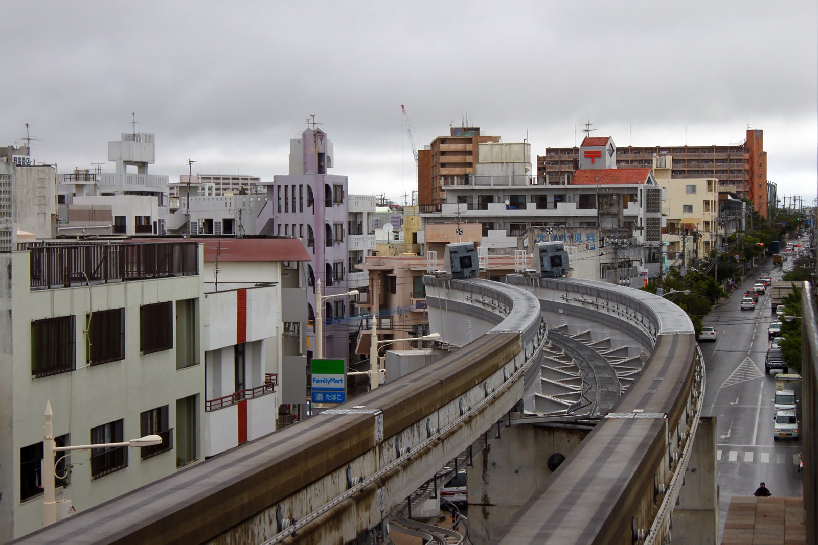 Archi-Tokyo: Naha ou Tokyo dans la jungle
