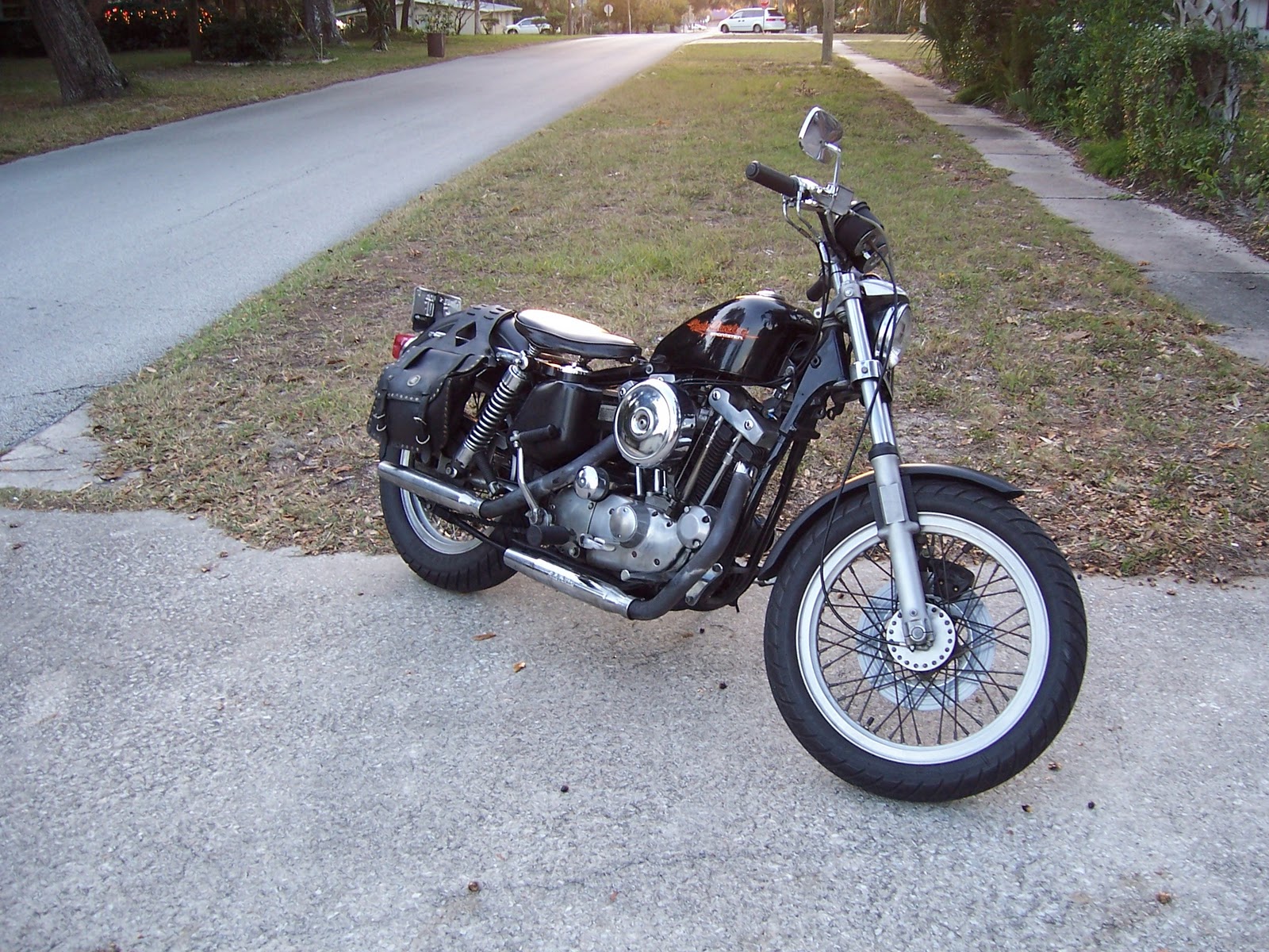 BOBS CHOP SHOP: 1977 IRONHEAD SPORTSTER