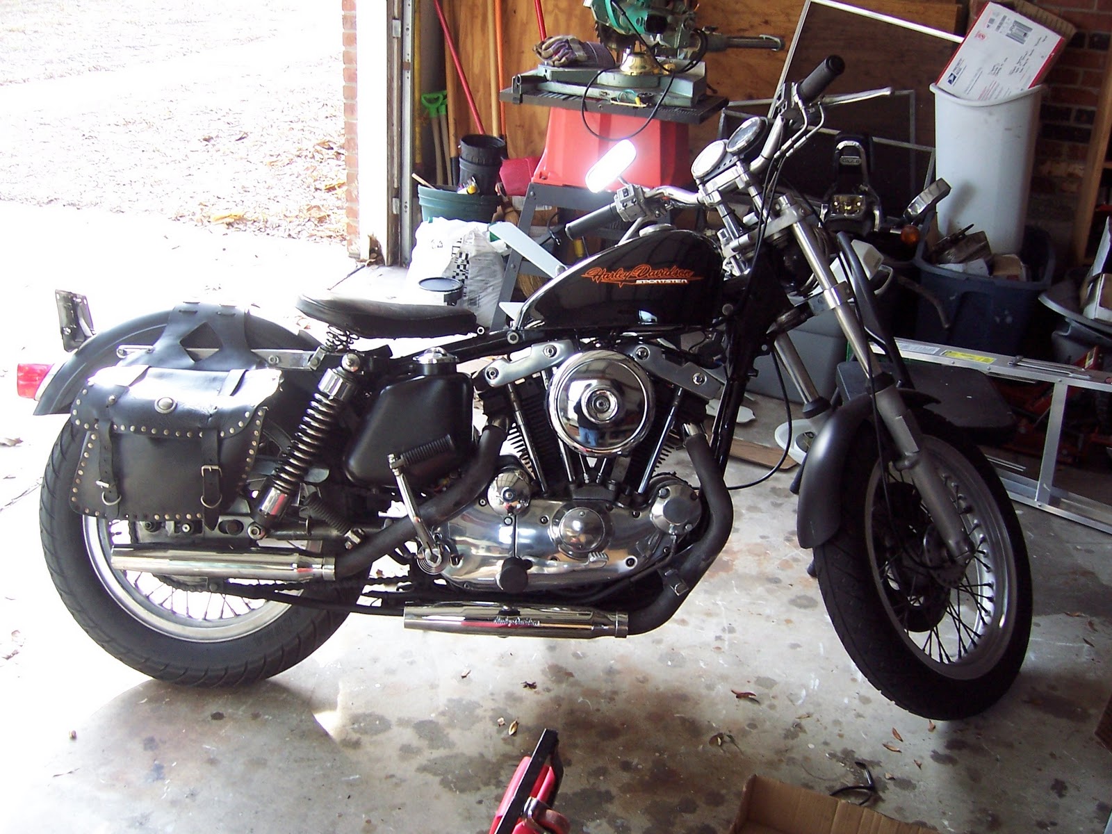 BOBS CHOP SHOP: BEFORE AND AFTER 77 IRONHEAD HARLEY SPORTSTER