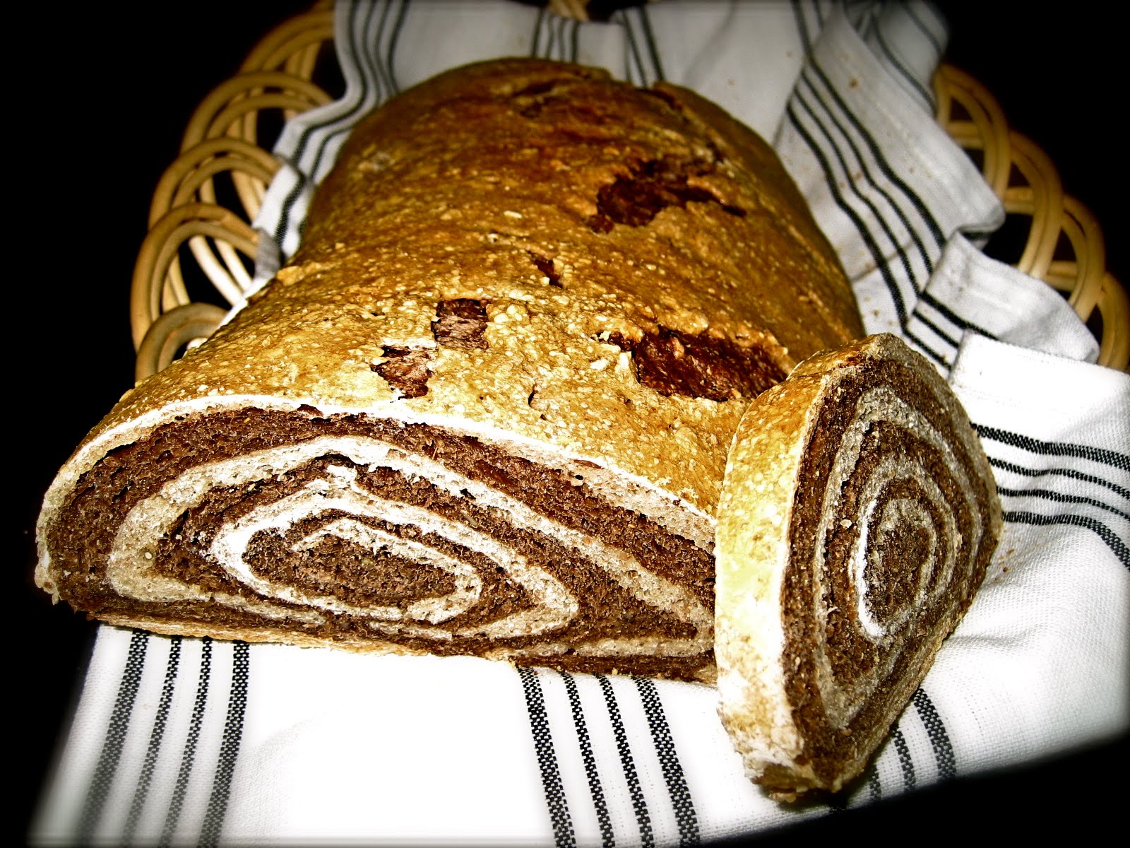 Doc April's Delicious Dishes: Pumpernickel Rye Swirl Bread