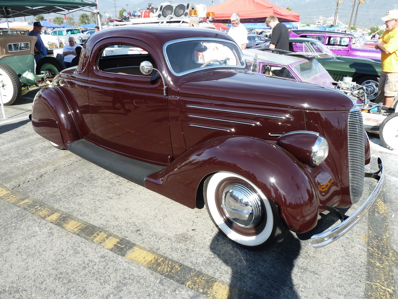 the1939clothier: Moon Eyes Car Show. 2010