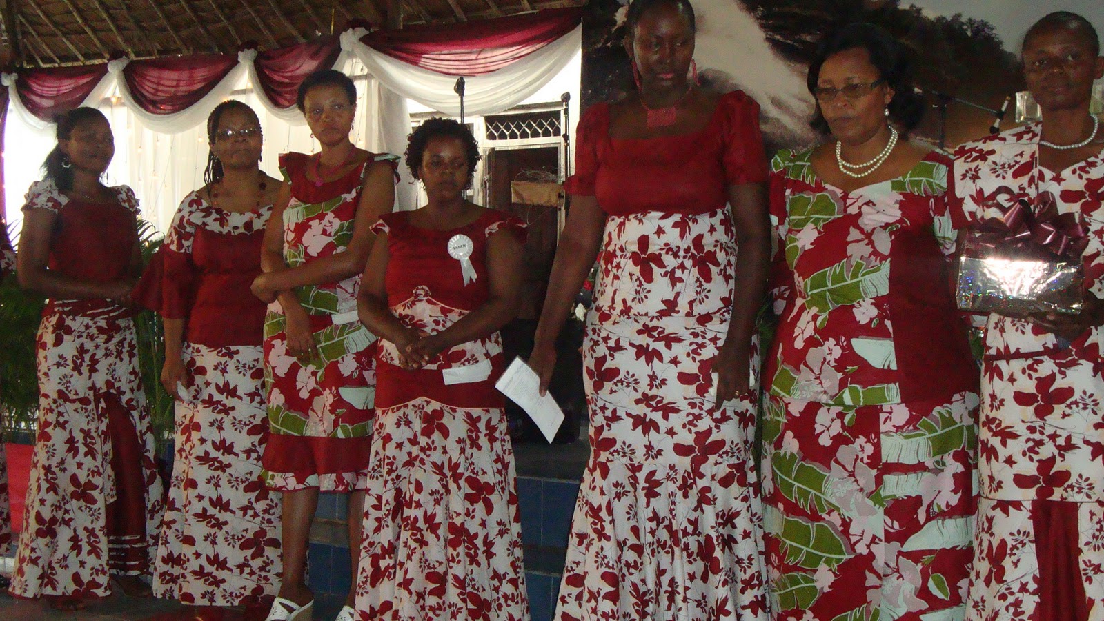 Bubujiko la Roho Mtakatifu: SIKU YA WAMAMA WA LIVING WATER CENTER ...