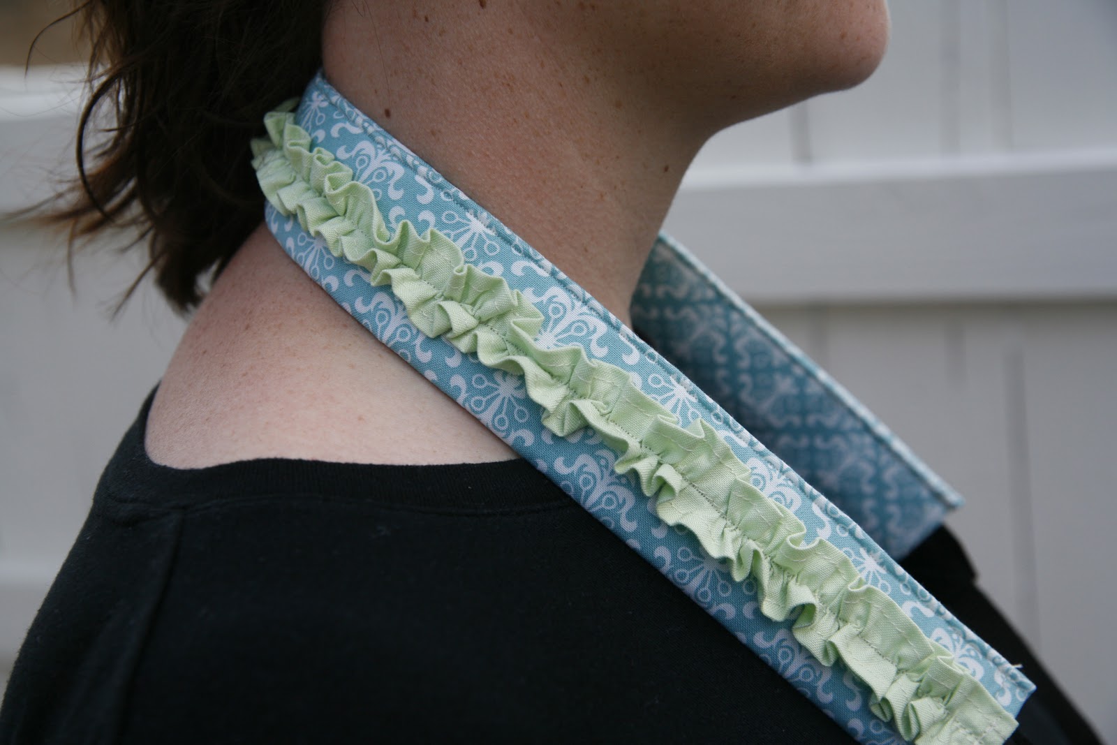 Snapshots of Life: Sew Easy Ruffled Camera Strap Tutorial
