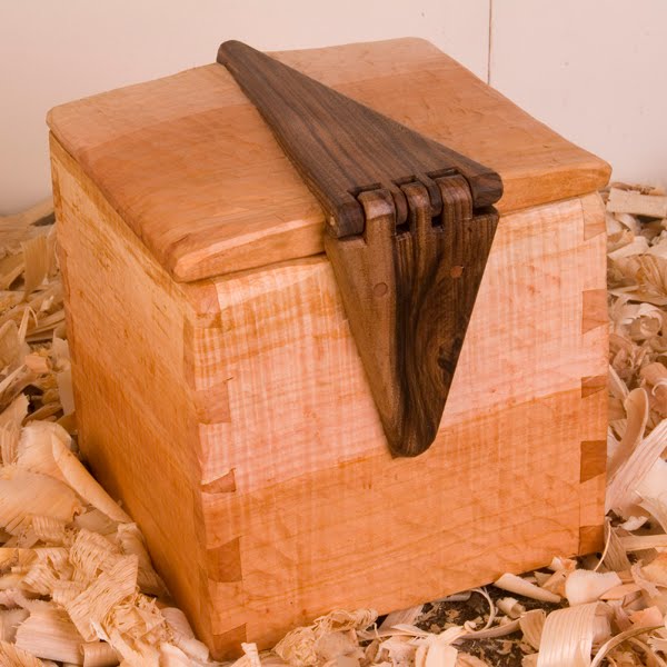 Pure beeswax finish on willow box - Sean Hellman