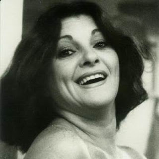 YARA AMARAL - (52 anos) Atriz * SP (16/09/1936) + RJ (31/12/1988) VIRGEM