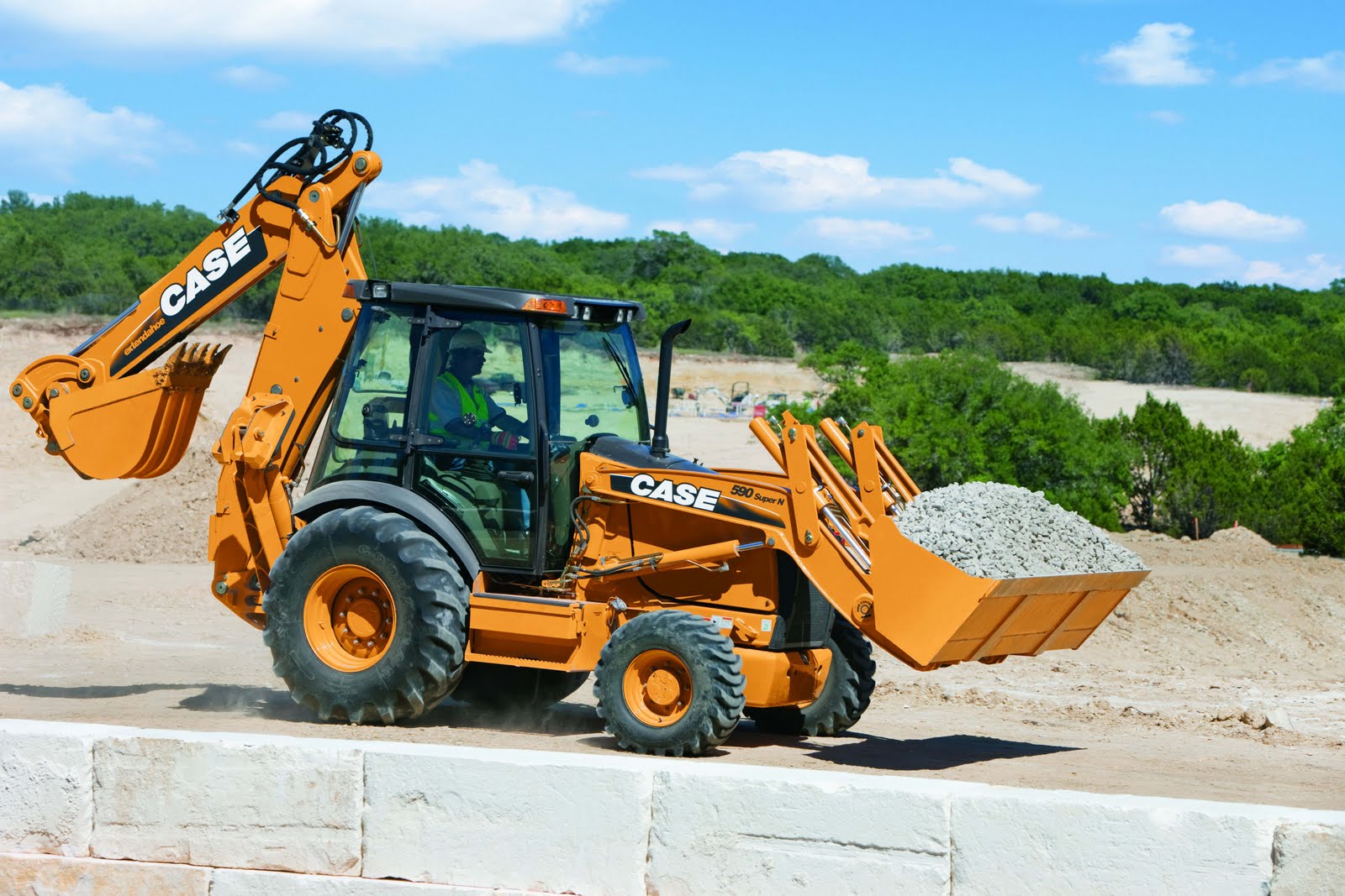 Puesta en Obra: EQUIPAMIENTO | Case lanza nuevas retroexcavadoras
