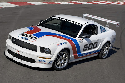 Ford Mustang Racing: First Ford Mustang FR500S Race Cars Delivered