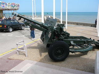 Military History Of the 20th Century: British 25 LB field gun