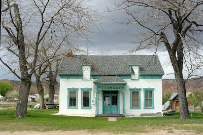 Polygamy Culture: Field Guide--Polygamist-style houses outside Colorado ...