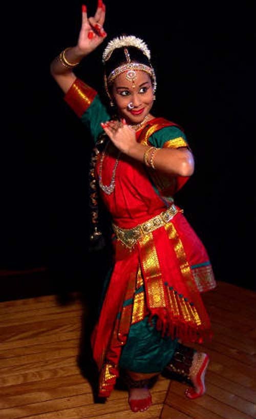 INDIA PARA TODOS: Dança Indiana
