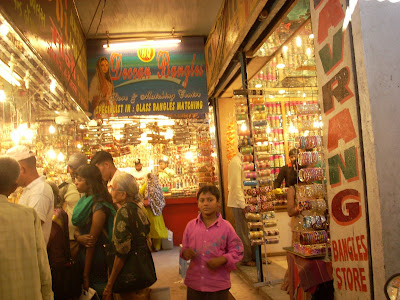 A Backpacker in India: The Charm of Charminar!