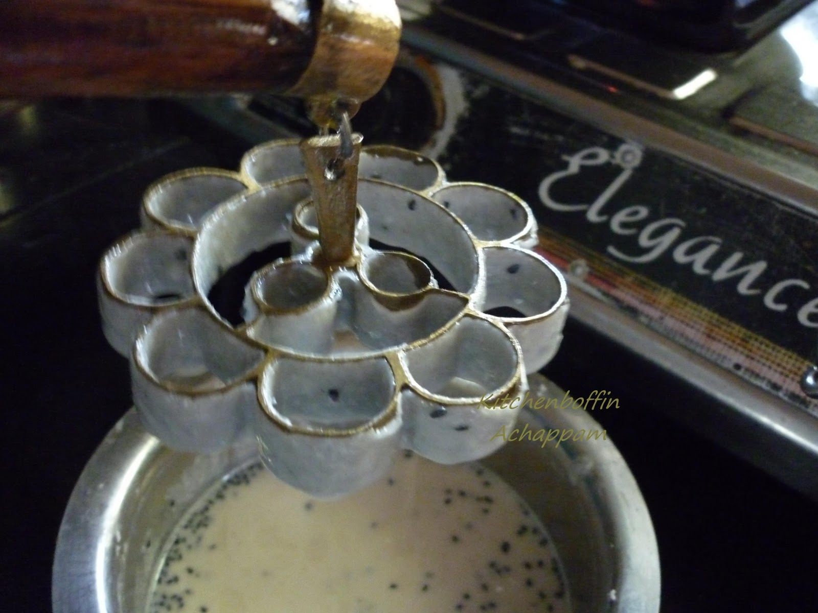 Kitchen Boffin: Achappam