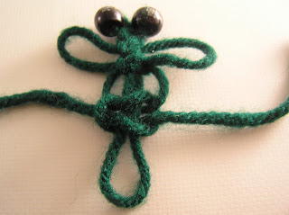 My Knotty Thoughts: Tutorial 6--Macrame Dragonfly