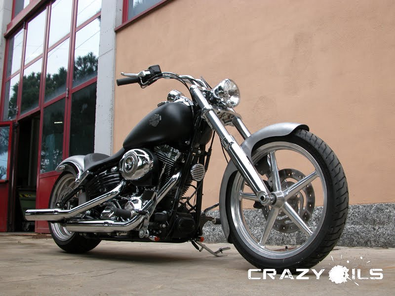 CRAZYOILS: 2008 FXCWC SOFTAIL ROCKER C PROJECT - PART II