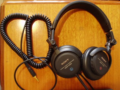 fosterfone: Sony MDR-V500DJ