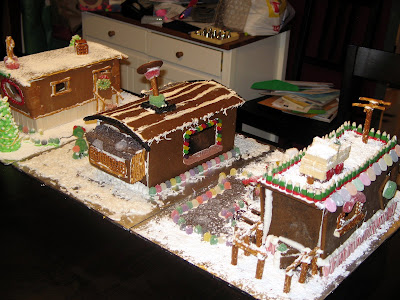 Eccentric Imaginatrix: Gingerbread Trailer Park