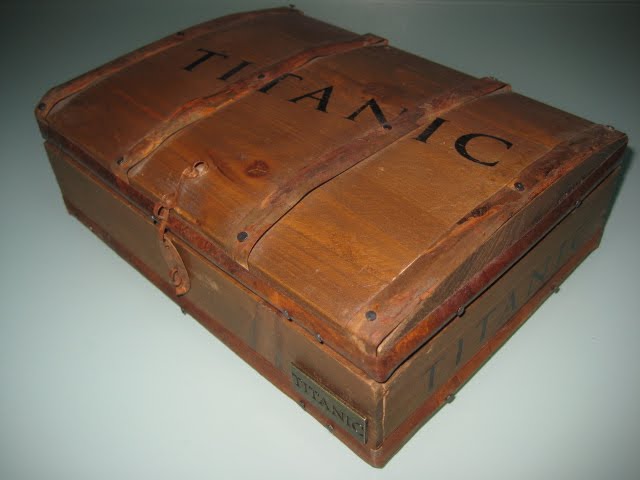 NUNO DVD COLLECTION: Titanic Deluxe Collector's Limited Wooden Chest ...