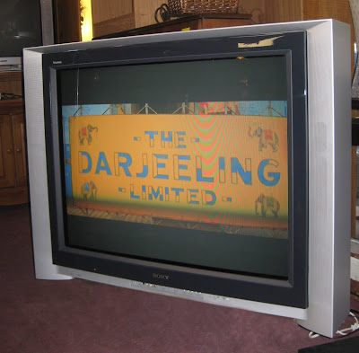 UHURU FURNITURE & COLLECTIBLES: SOLD - Sony Trinitron XBR 700 - $125