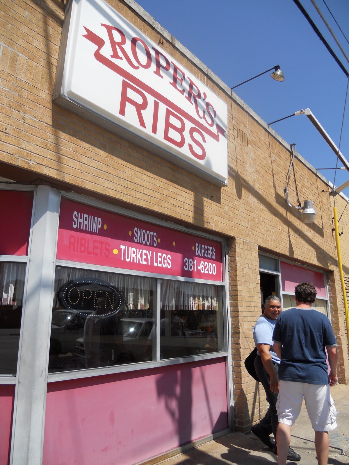 DOS HERMANOS: GO EVERYWHERE, EAT EVERYTHING: ROAD TRIP USA 2010: SNOOT ...