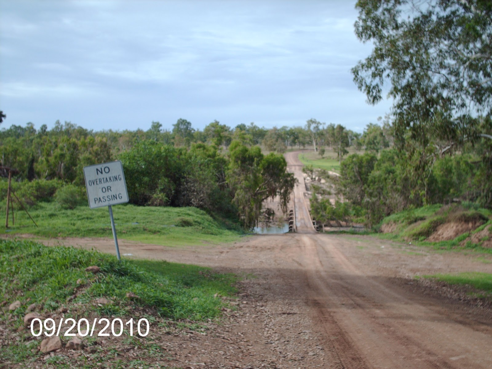 Riding the National Trail: ONWARDS TO THE BOWEN RIVER