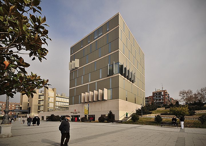 (MAD) daily photo: "José Hierro" Public Library