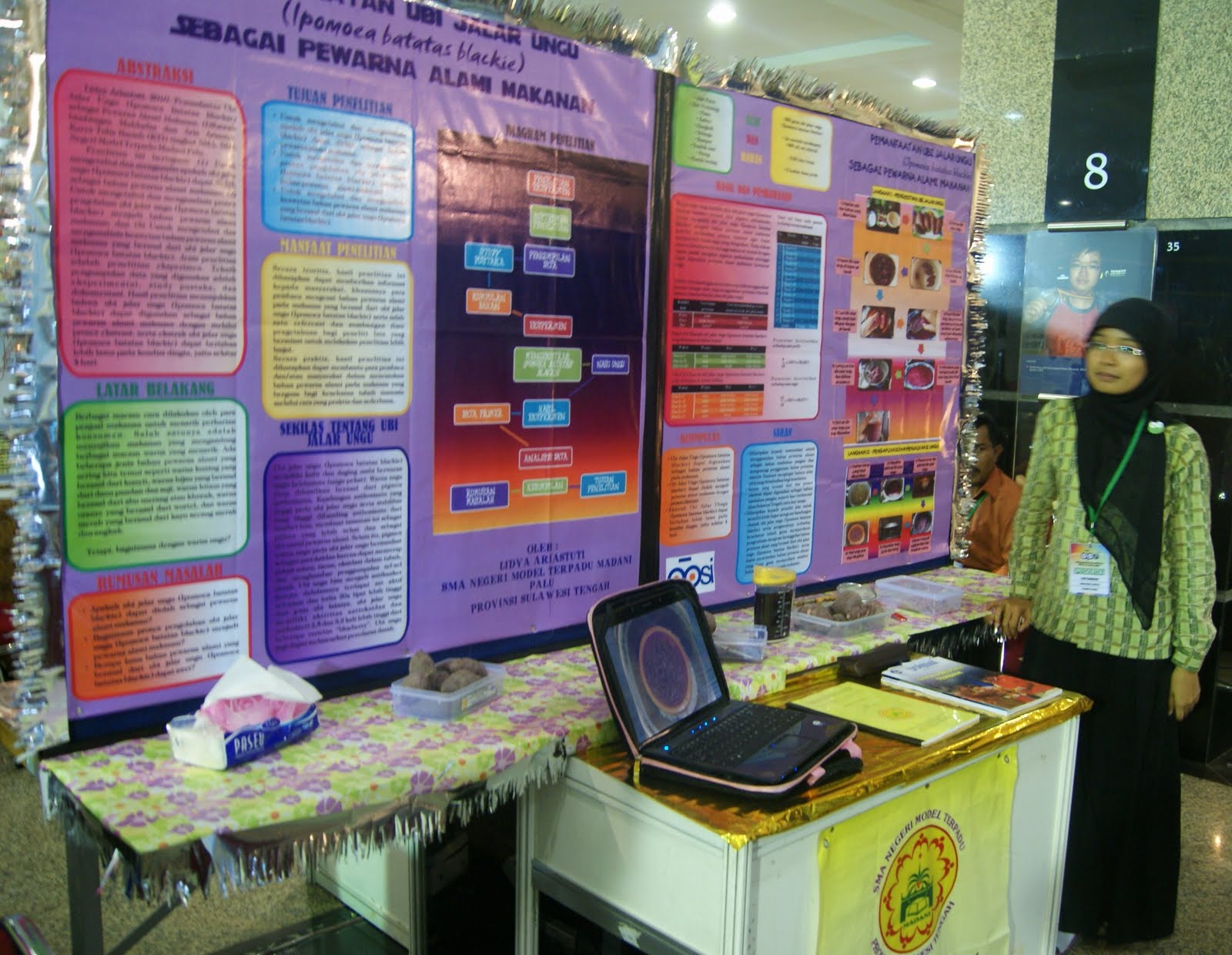 aris t'baloy: Mengintip Persiapan Gelar Pameran Poster Finalis OPSI 2010