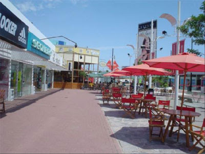 EL BOULEVARD DE ASIA DA QUE HABLAR EN EL PERU Y EL MUNDO