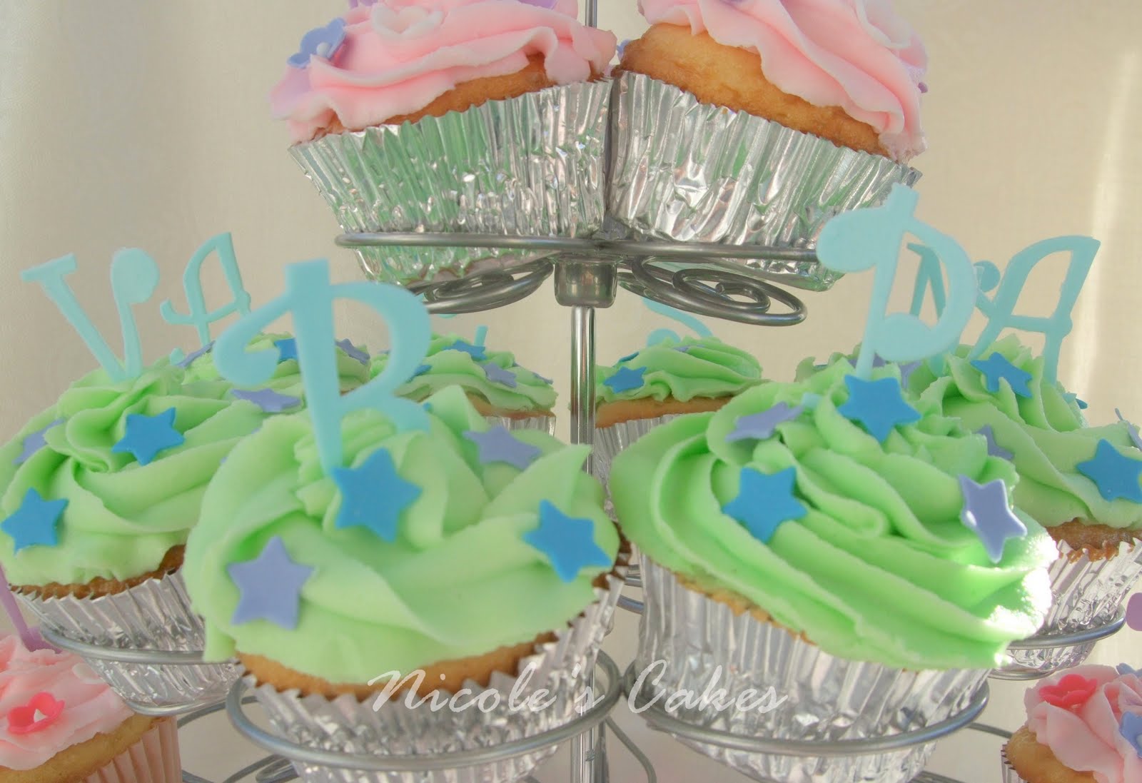 Confections, Cakes & Creations!: Personalized Birthday Cupcakes