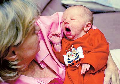 Stories of Pregnancy and Birth over 40 years old: Age proves no birth ...