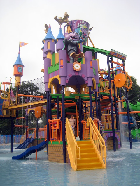 Sunny Day at Sesame Place! – Delaware To Do