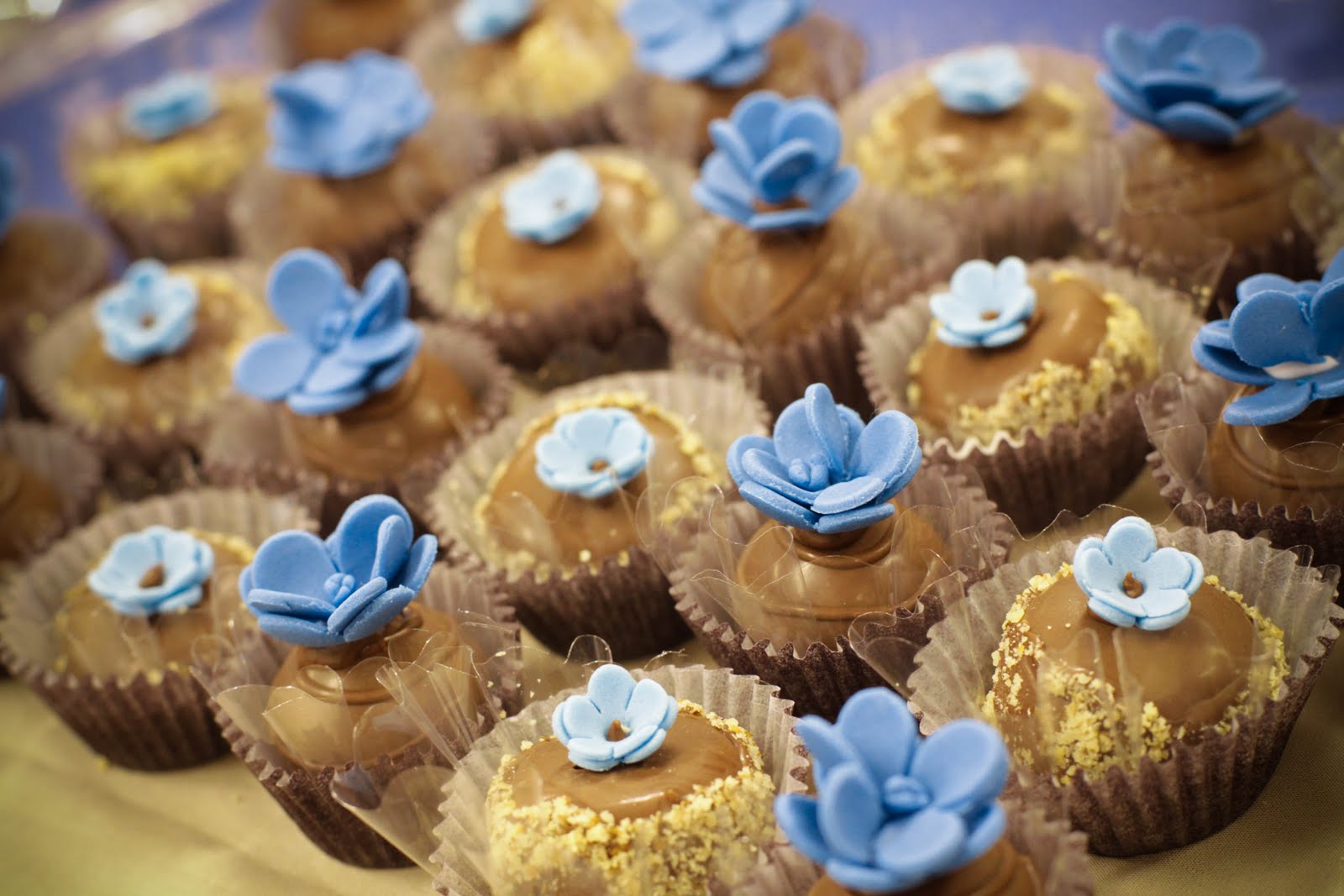 Memoria em folha de Scrap: CHÁ DA CARLENE