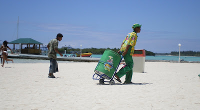 Con ojos curiosos en Rep.Dominicana: "equimai""equimai" (esquimal ...
