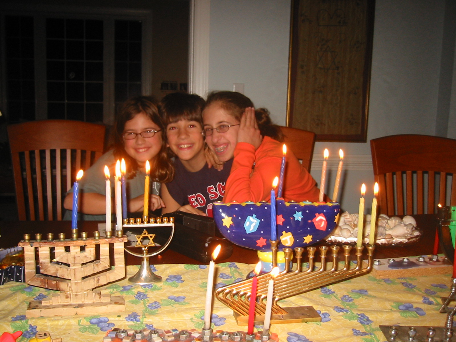 This Is How We Do Things: ¡Cómo me celebran Hanukkah en mi casa!