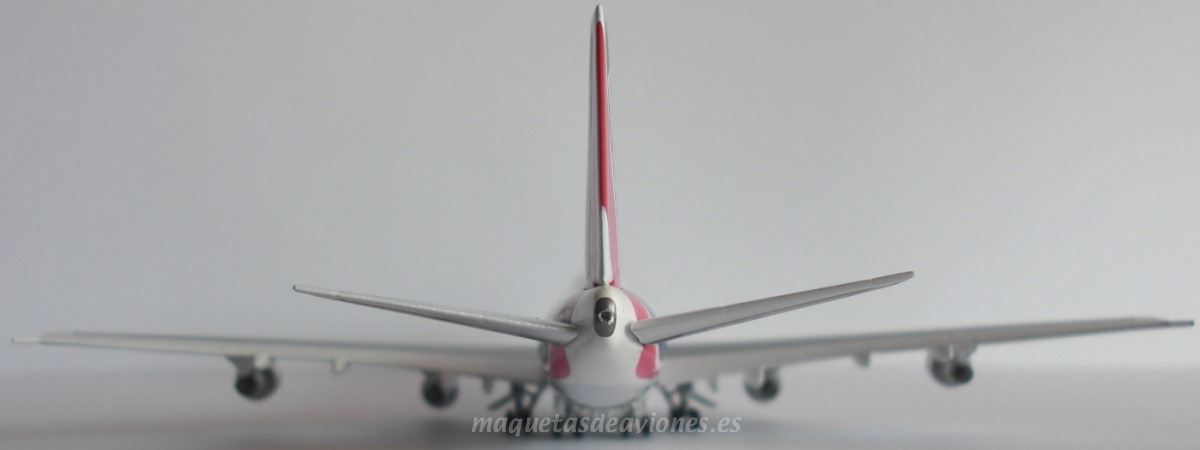 MAC Maquetas de Aviones Comerciales: Lan Chile Boeing 747-100 by ...