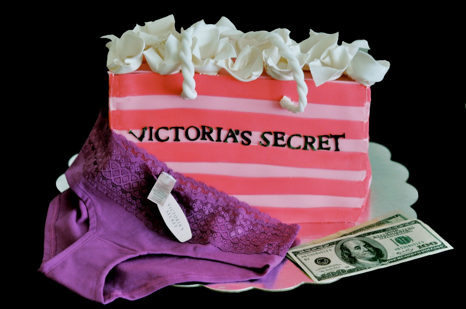 Cakes by Mara: Victoria's Secret Cake