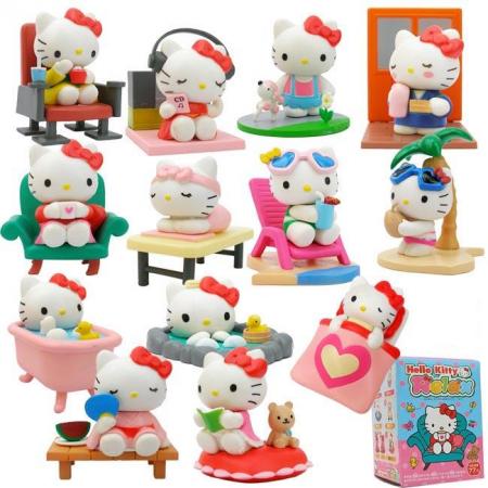 Ladybug Dreams: Hello Kitty Relax Figure Set 13