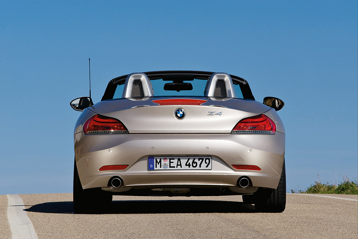 The world of cars: BMW Z4
