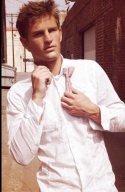 Lugar de Mulher é no Tanque: O MENINO DA ABERCROMBIE & FITCH