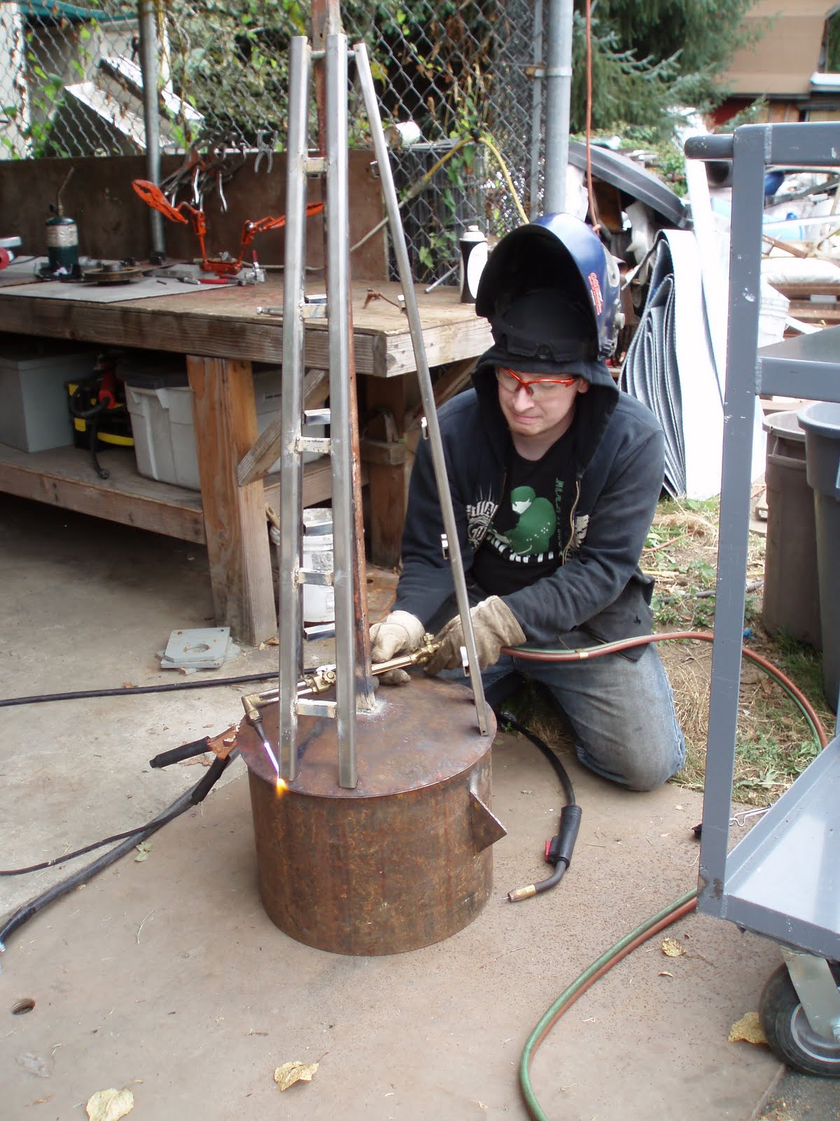 Orange Overlord: Seattle Space Needle In-Progress Pictures
