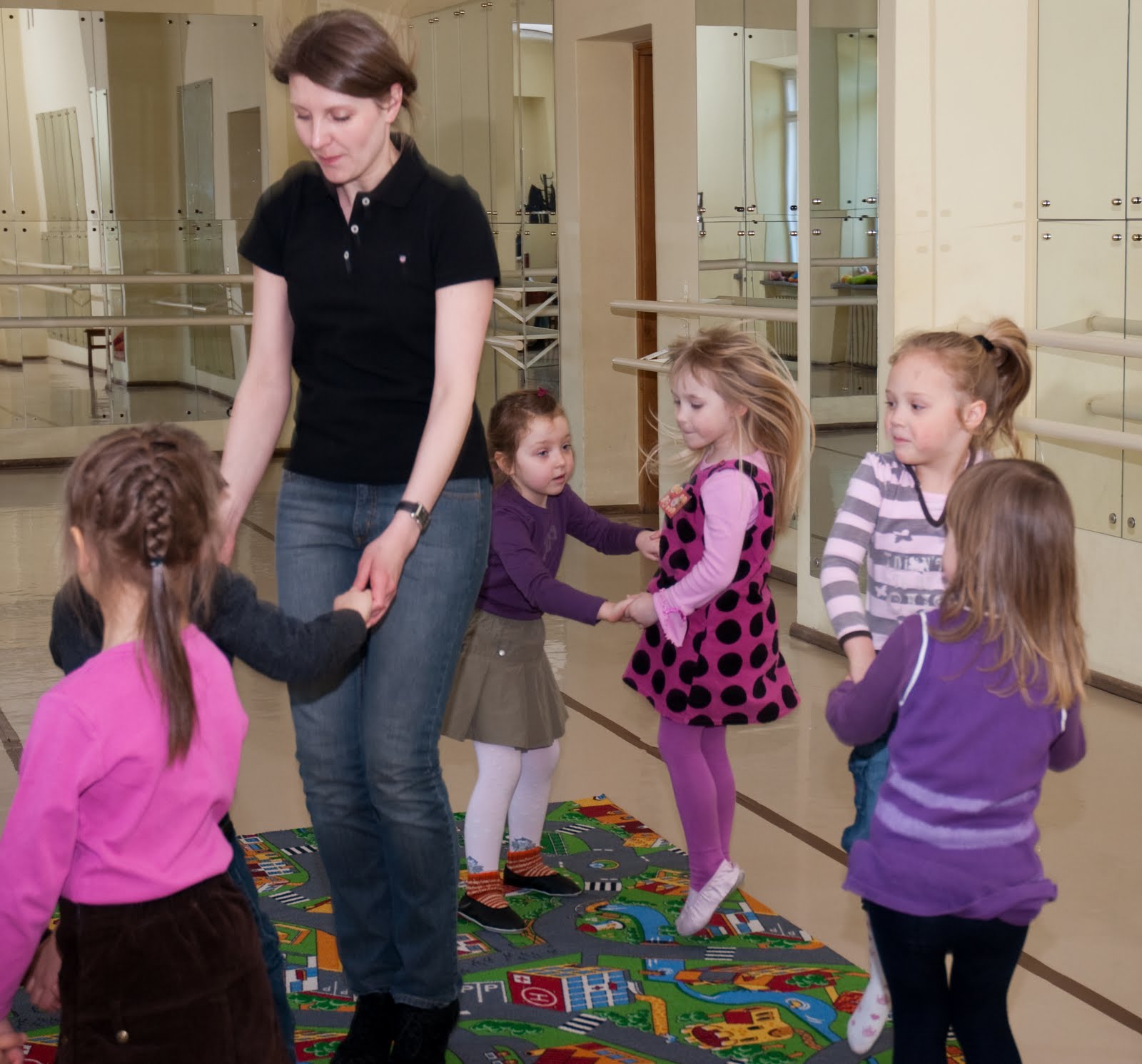 Liepa 2005.09.10: Mokyklele- Sypsenele